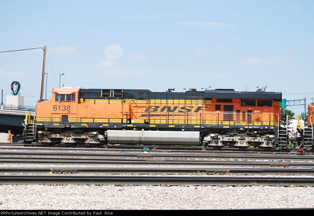 BNSF 6138